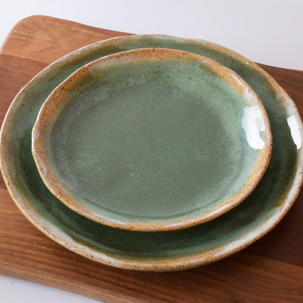 Round Salad Plate Matcha Leaf | Mississippi Made Gifts