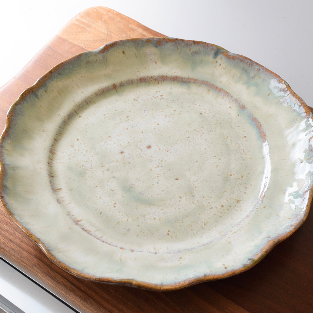 Rimmed Dinner Plate Seaside | Mississippi Made Gifts ...